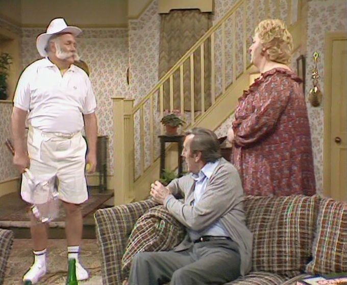 Sykes At Christmas (22nd December 1977) | Archive Television Musings